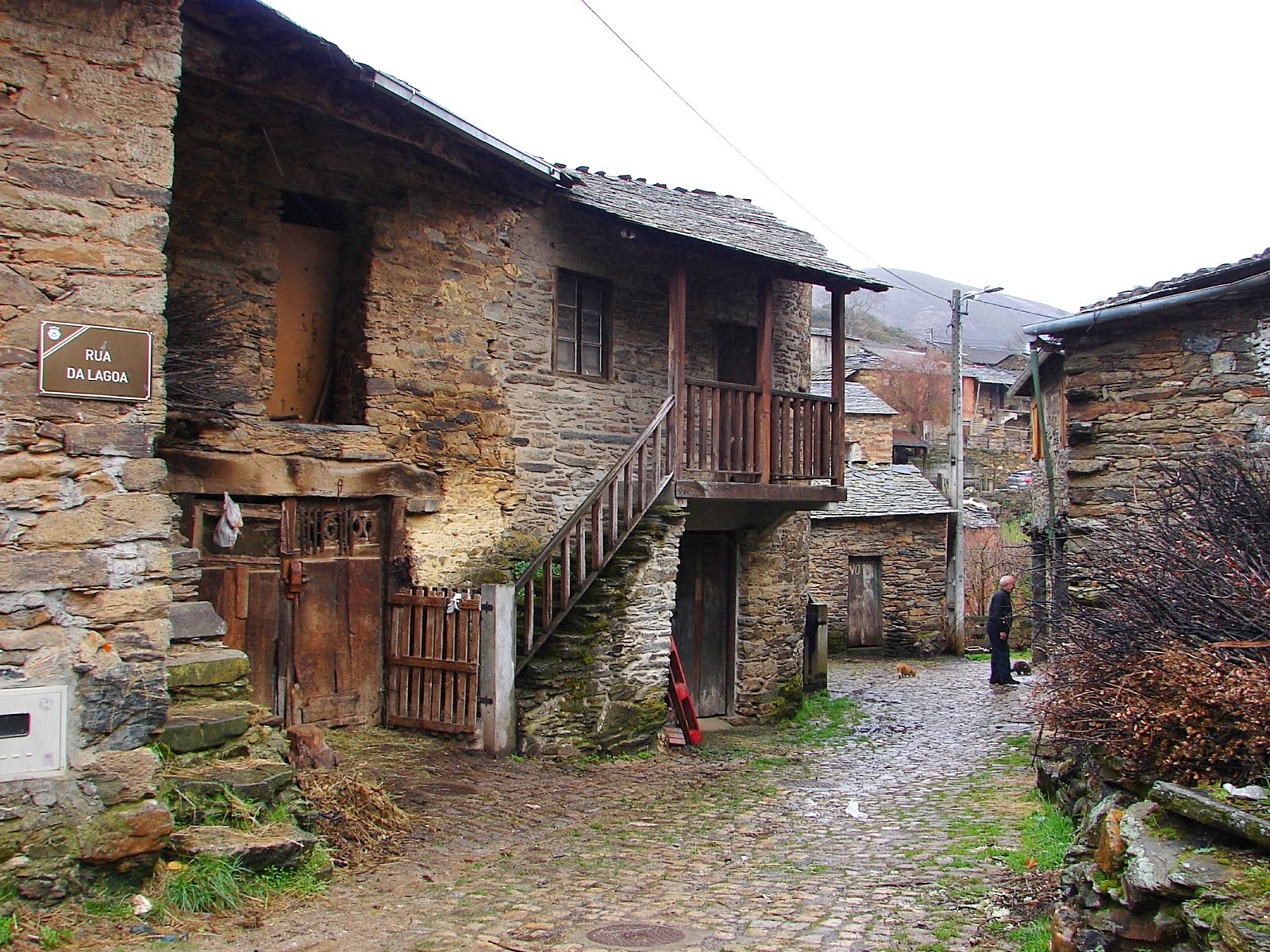 Lume & Ar: A aldeia de Rio de Onor