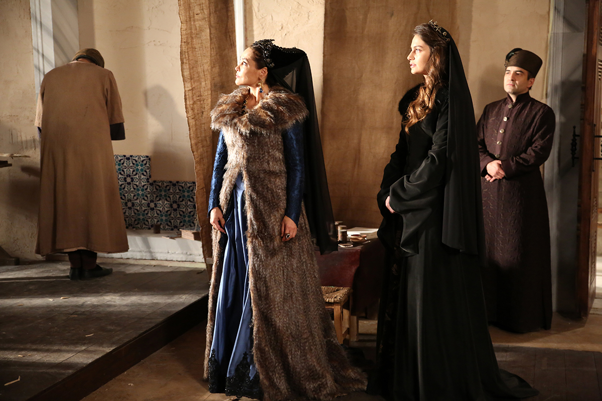 FILMY KOSTIUMOWE: Muhtesem Yüzyil: Kösem (TV Serial 2015– )