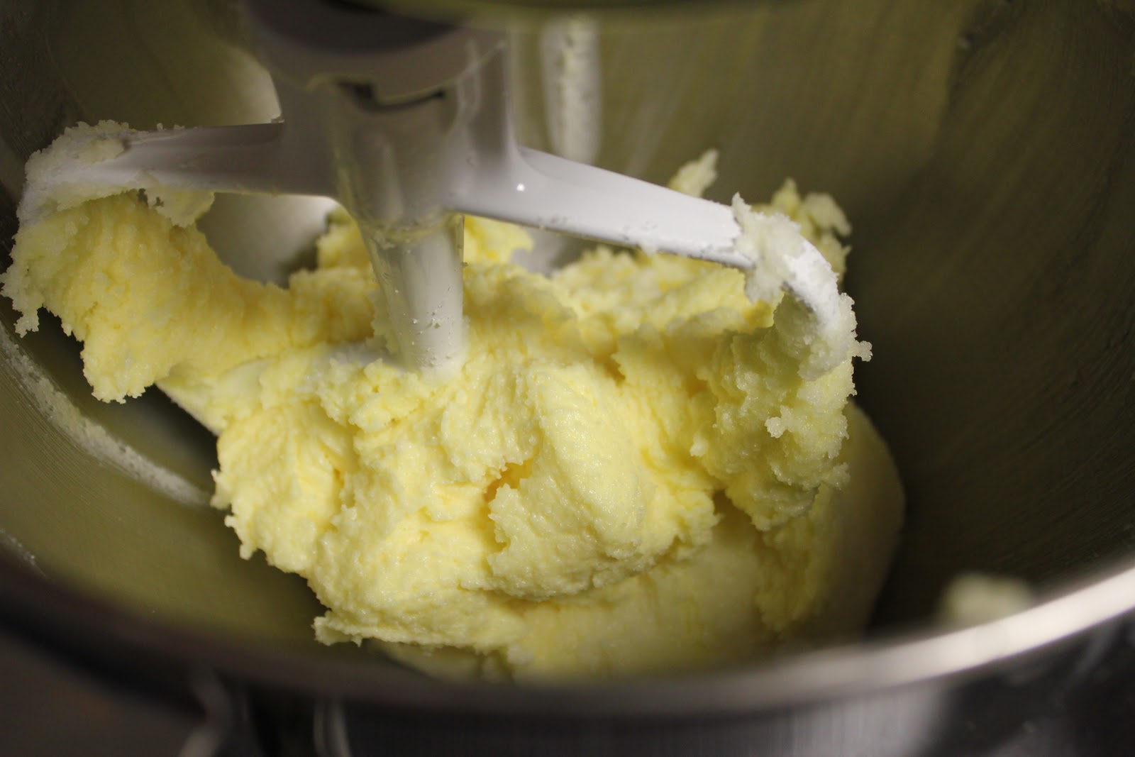 Kids and Cupcakes: Fancy Lemons and a Big Secret