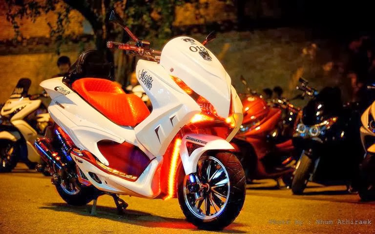 Honda PCX สีขาว แต่งสวย แถวๆเชียงใหม่ | แต่งมอไซค์