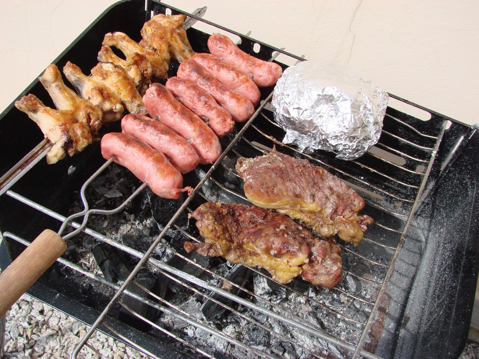 Receitas: NhamisNhamis: Churrasquinho, servidos????