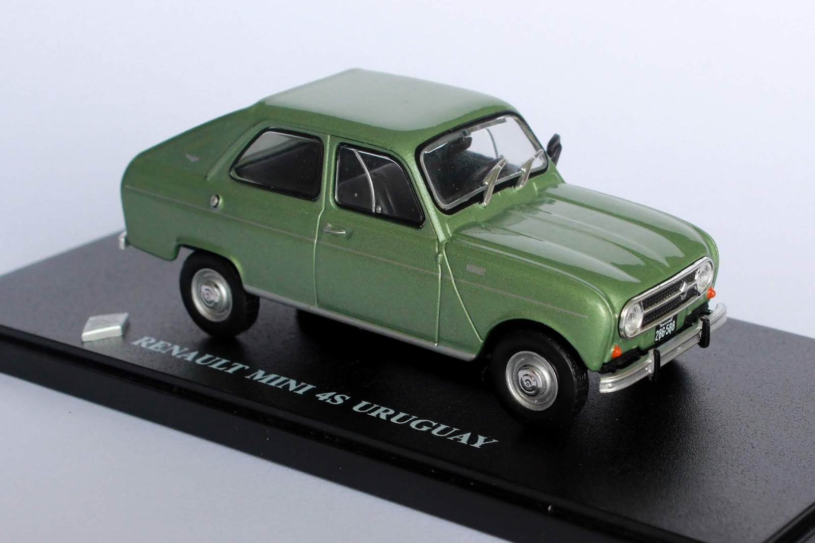 Ma Collection : 4 L Mini 4 S Uruguay