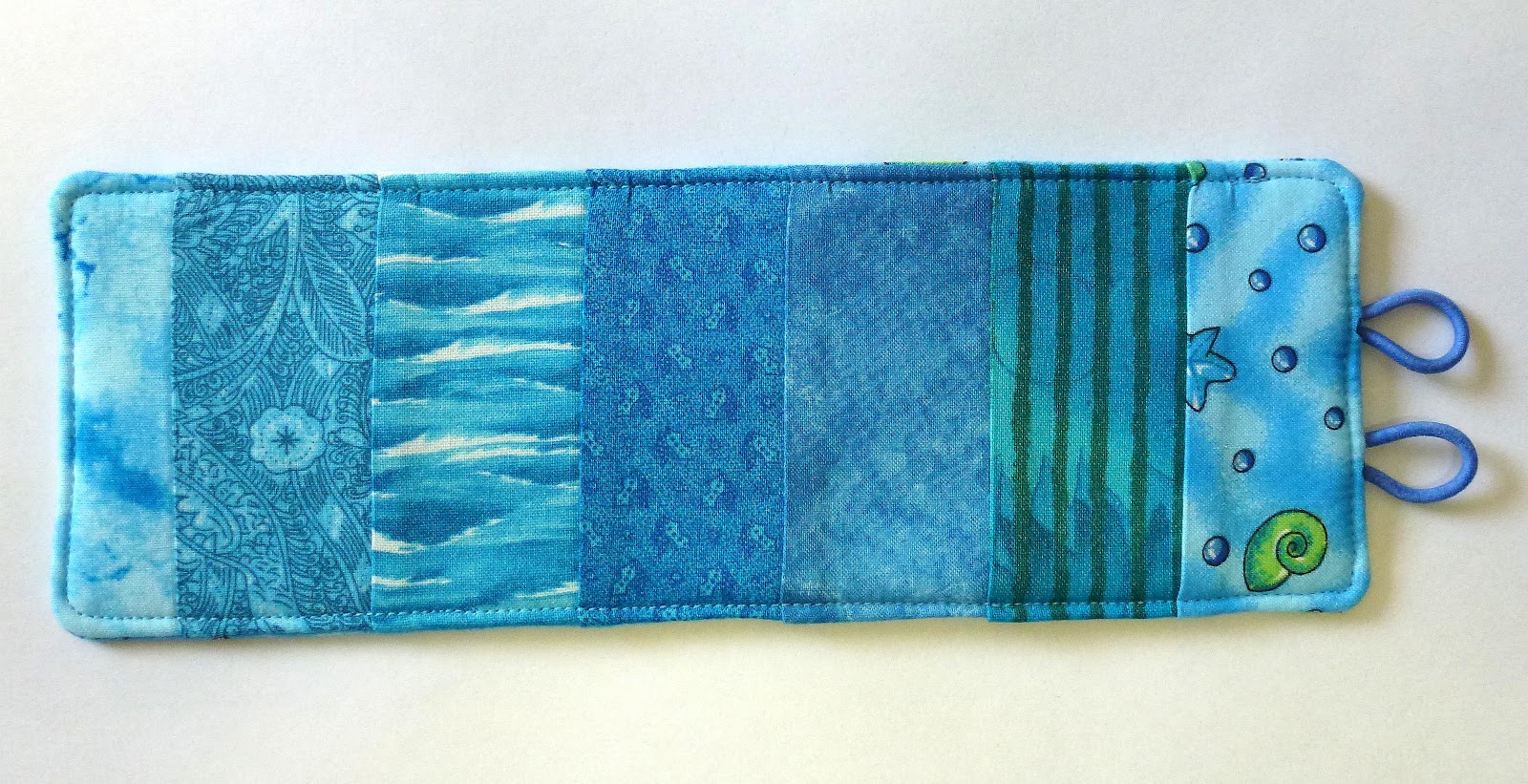 Leslie's Art and Sew: Summer Sewing: Soda Can Cozy Tutorial