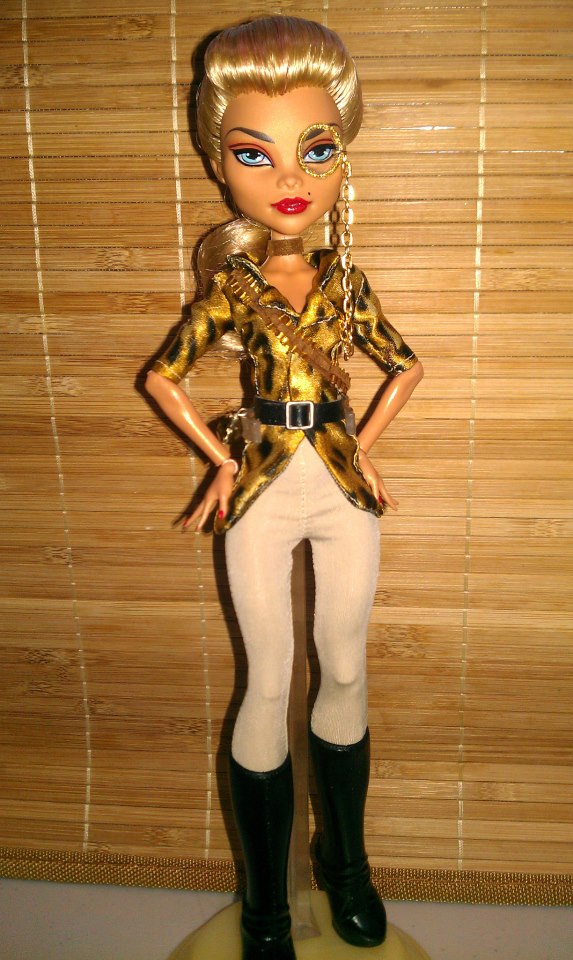 carol monster high: Lilith Van Hellscream