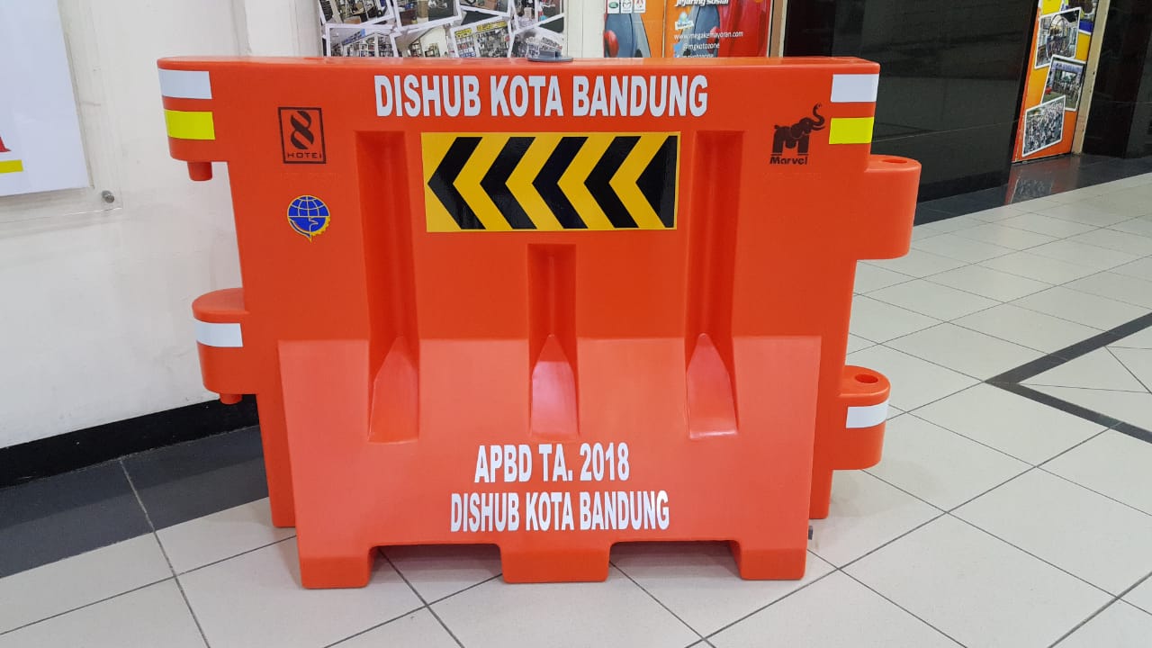 grosiralatsafety: ROAD BARRIER MARVEL WATER BARRIER MARVEL INCLUDE ...