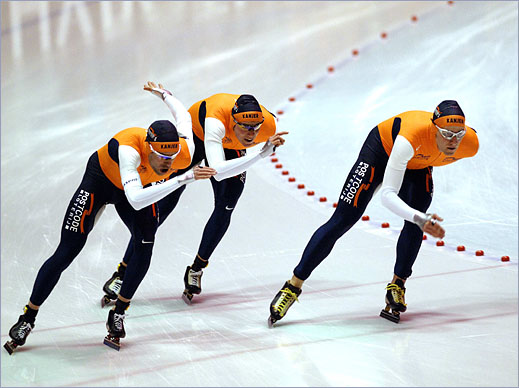 PATINAJE SOBRE HIELO - DEPORTE