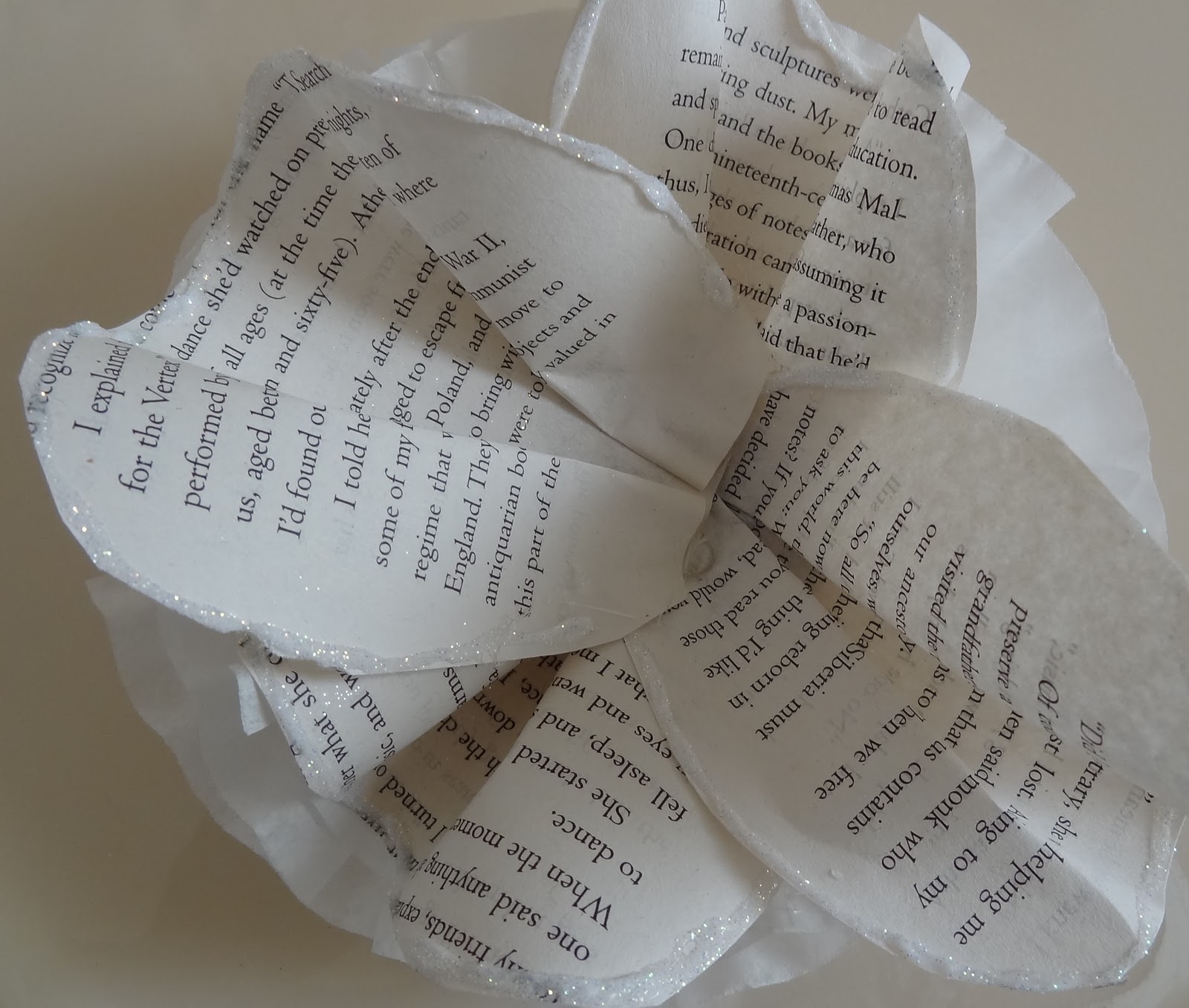 LittleMissMaggie: Valentine Roses From Book Pages