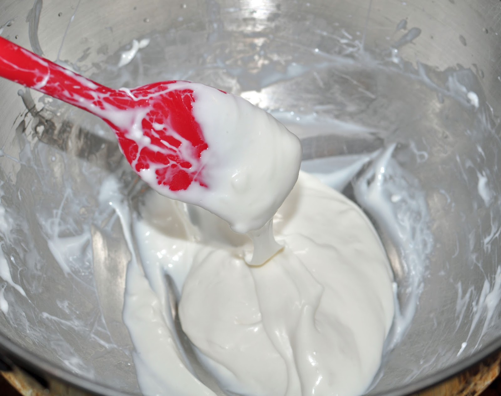The Bake More: Gunging - Sugar Spackle that Hides ALL Fondant Flaws