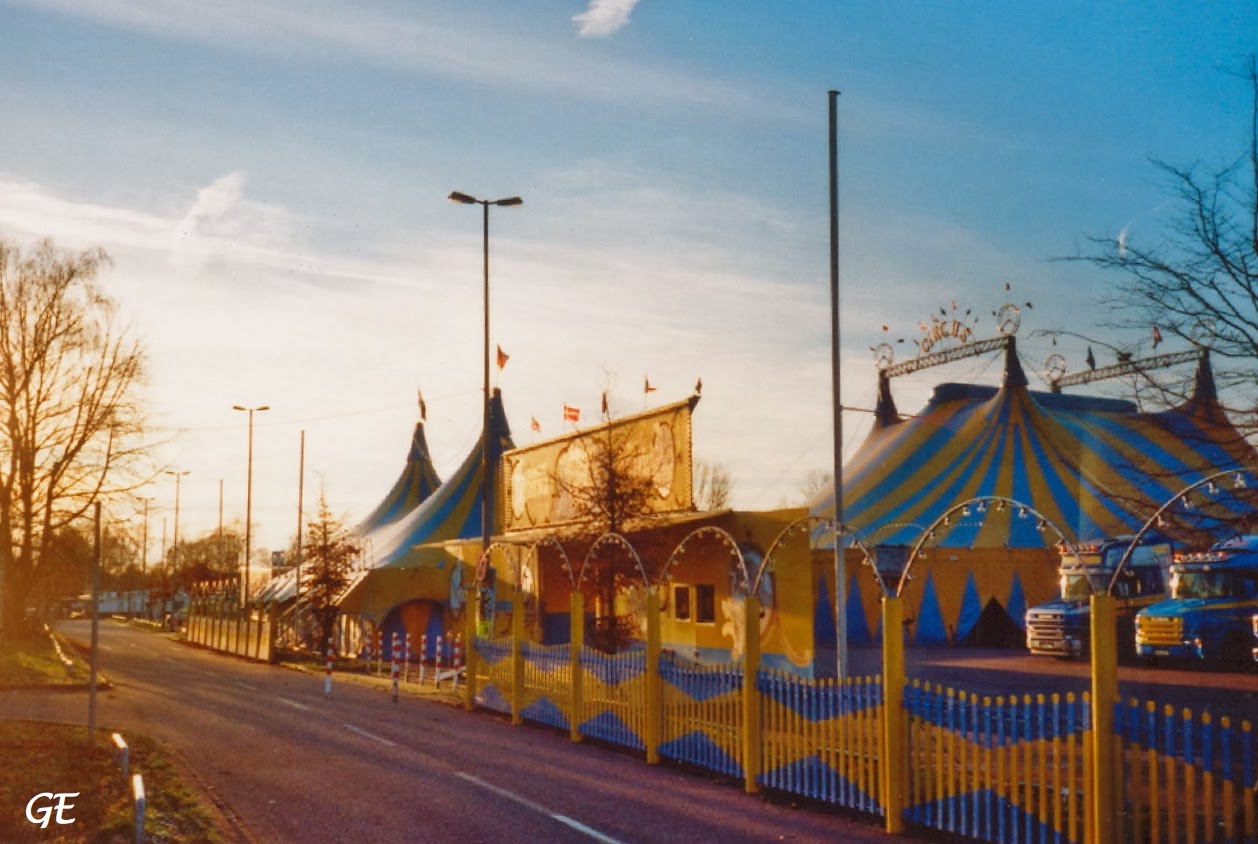 Norberts Internationale Circuswelt: Circus Renz International in ...