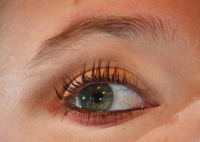 Die Zauberin Zebulon: Orange Red Eye MakeUp using Bellapierre 12 Color ...