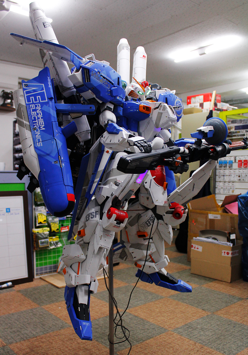 Gundam Family: G-System 1/35 Scale Ex-S Gundam Painted Build