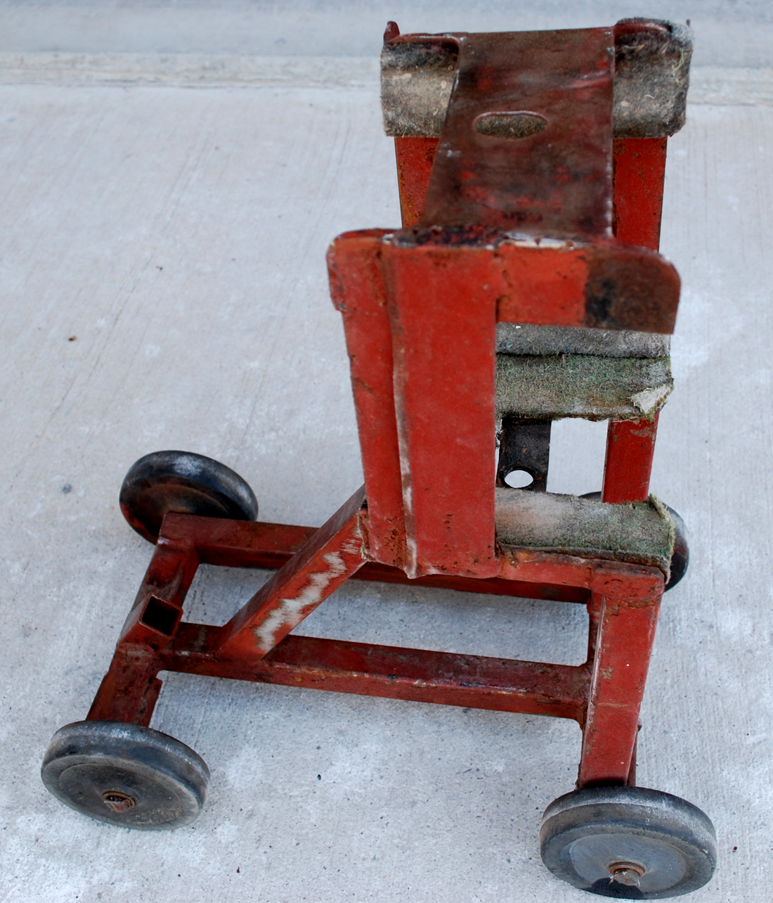 To fly the Libelle: The Trailer! Part 2 - Wing dollies, Nose and ...