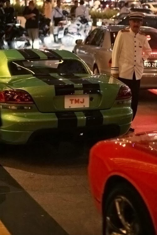 Peter Info Blog, ROger - ROger!: Koleksi Kereta Tengku Mahkota Johor (TMJ)