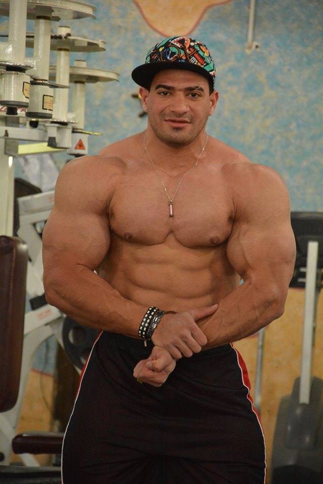 Muscle Lover: Iraqi bodybuilder Riad Hamoudi