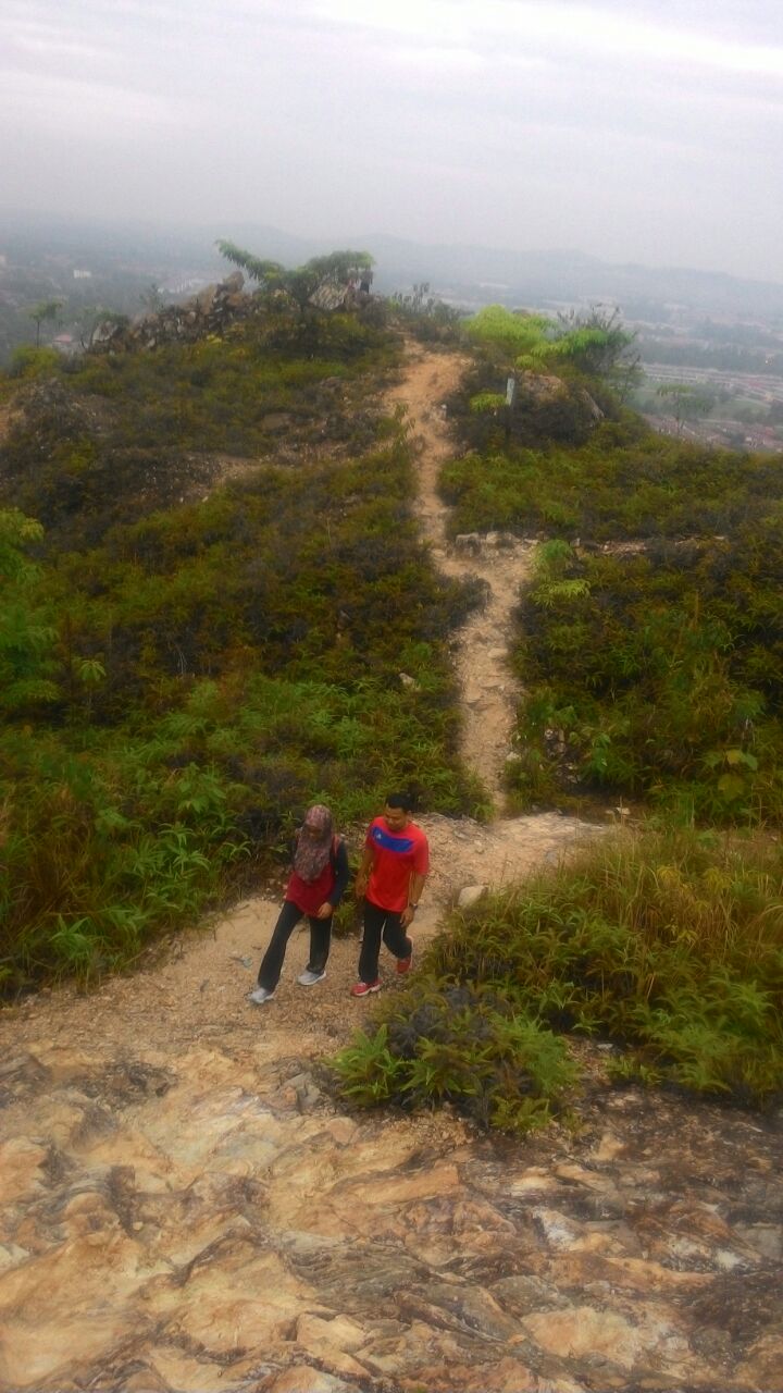 Dieyana: Bukit Dua Ringgit, Bukit Sentosa!