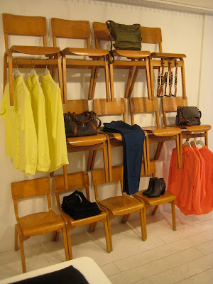 RetailStoreWindows.com: Whistles, London