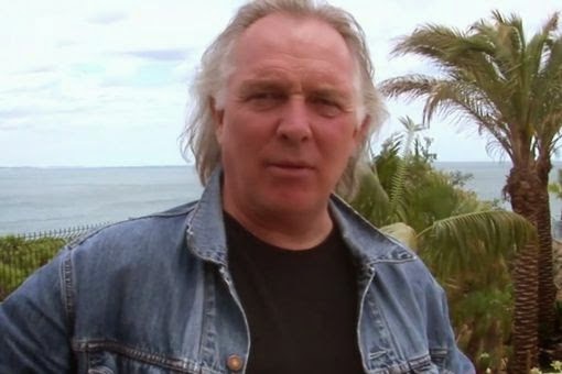 OUCH! by MR.E.: FRIDAY NIGHT MOVIE: Tribute to RIK MAYALL The Young ...