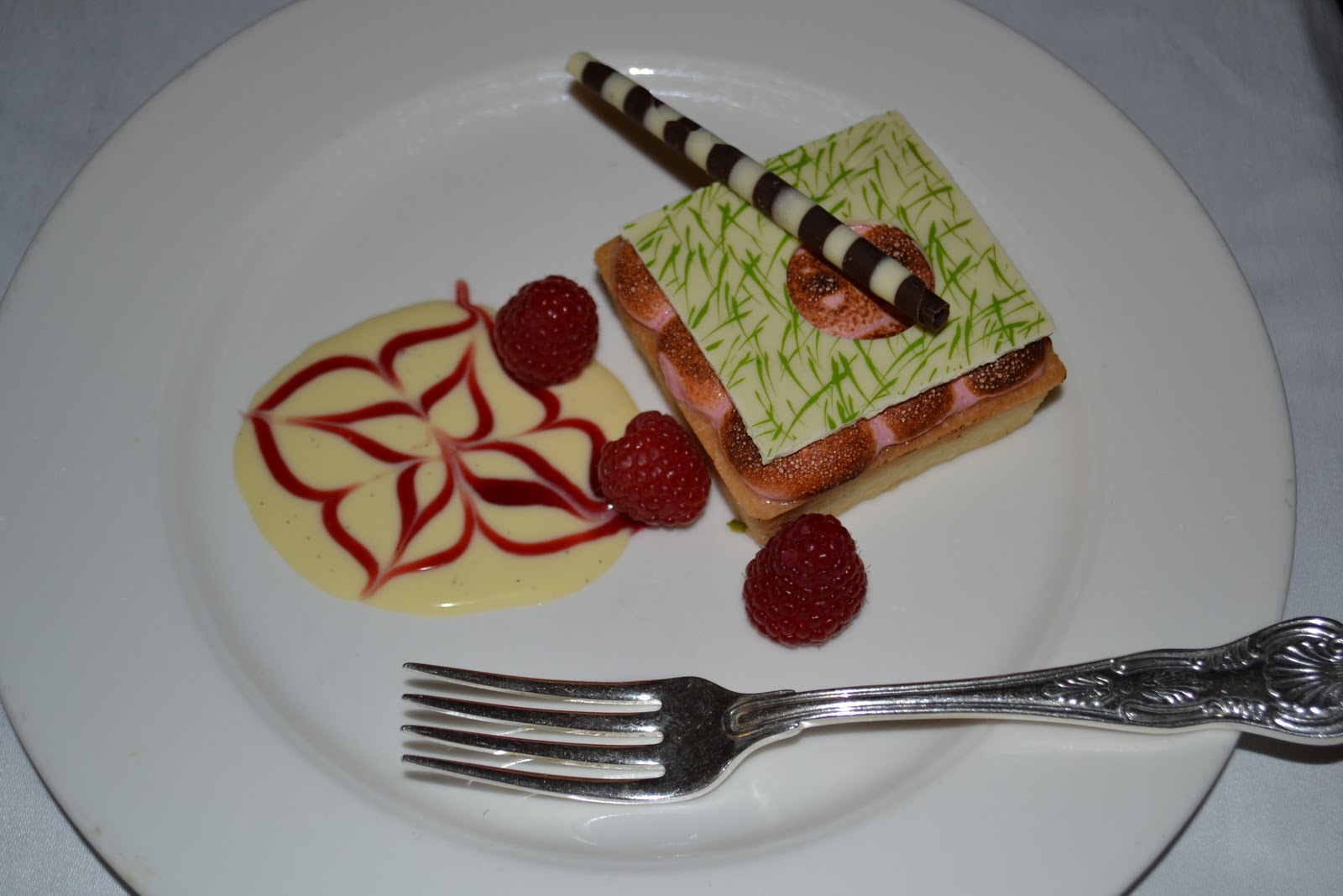 A Not So Grand Tour: Things We Wish We'd Never Eaten #6: Room Service