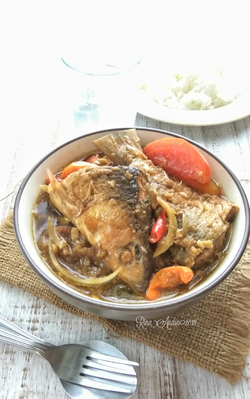 Semur Bandeng Pedas - Kokibu | Aneka Resep Masakan Nusantara
