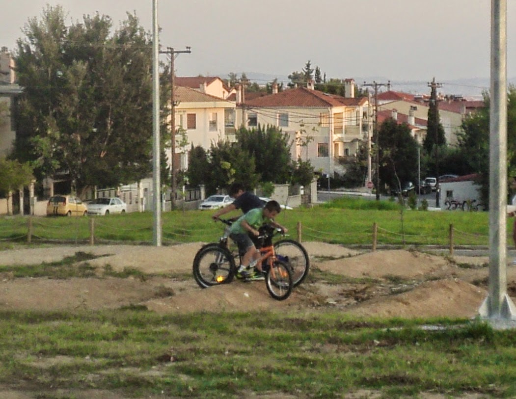 Με επιτυχία διεξήχθησαν τα μαθήματα τεχνικών οδήγησης βουνού για ...