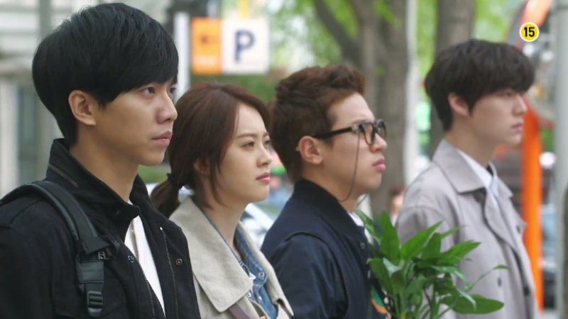 Bajo La Misma Nube: [Reseña / Opinión ] You're All Surrounded: ¡Están ...