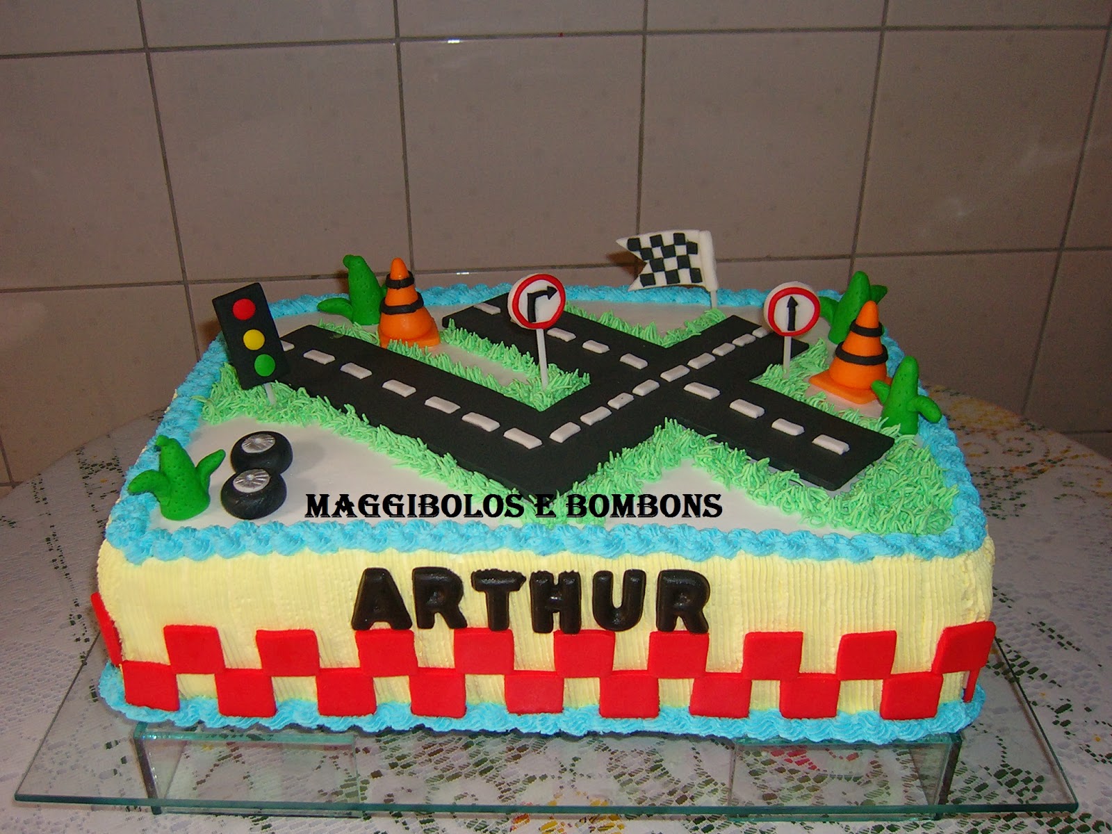 Maggi Bolos = Guanambi- Bahia: Bolo Mcqueen ( ARTHUR, comemora seu ...