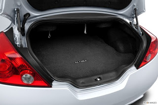 2013 Nissan Altima Limousine:das neueste Auto