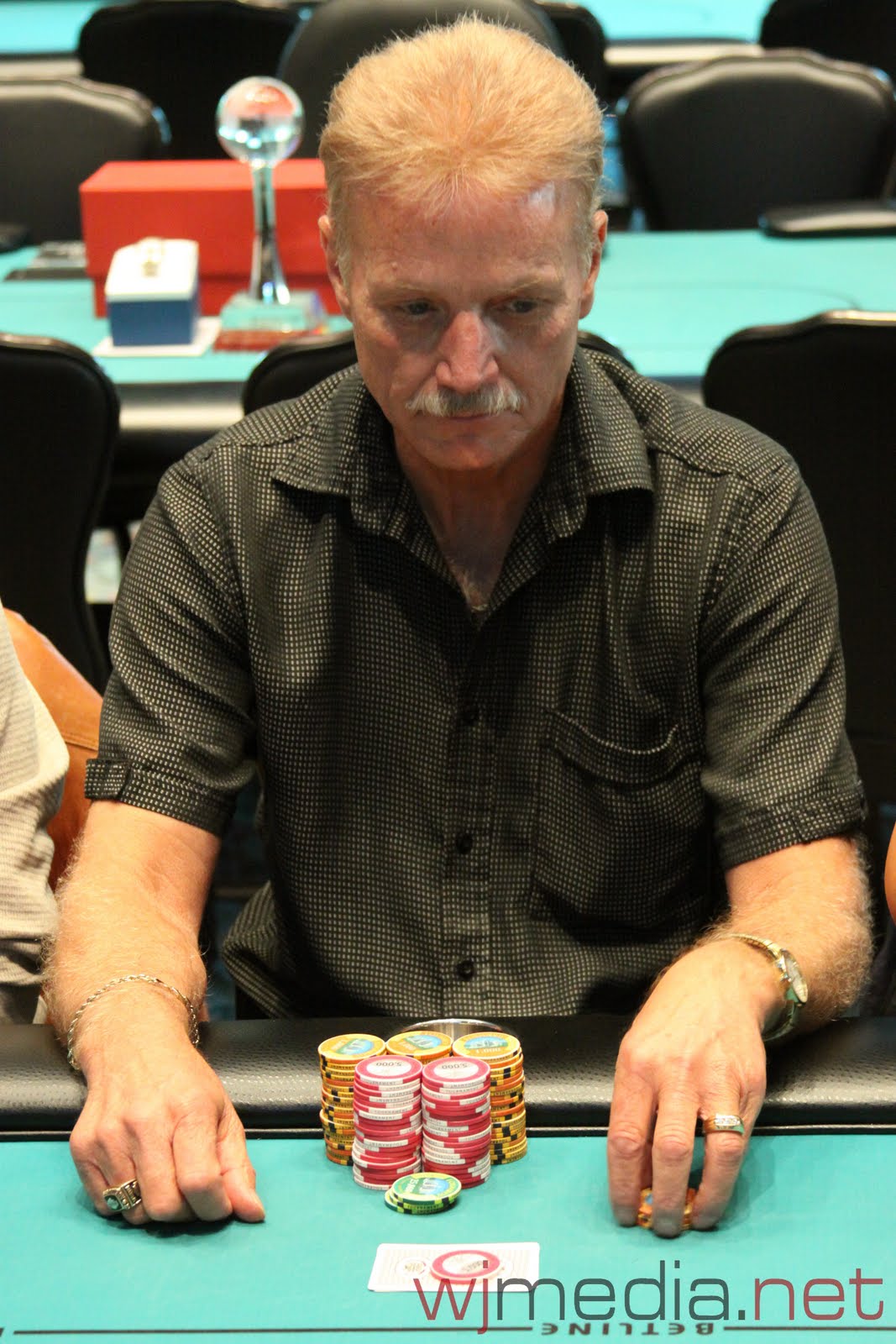 Foxwoods Poker: Oct 25, 2011