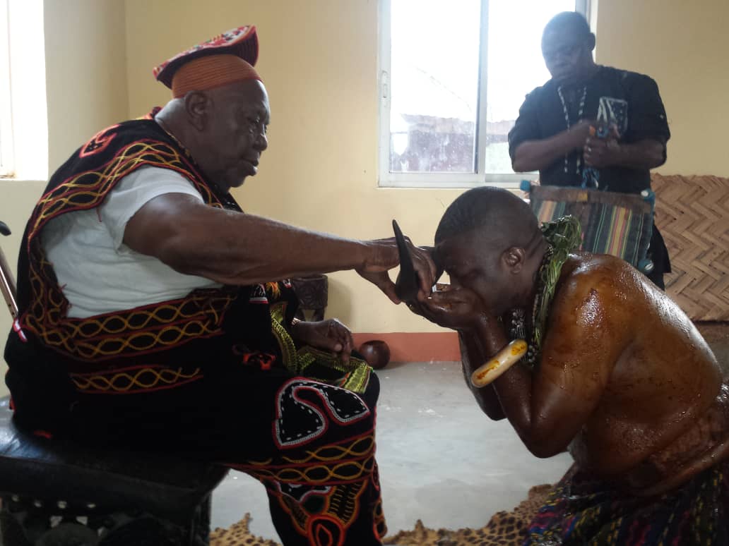 EDEV Web News: New Hope for Mankon Elites as Prince Muma Angwagor III ...