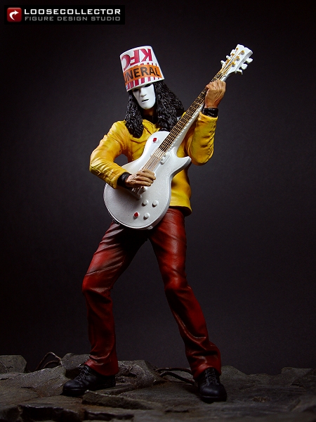 Loosecollector Custom Figures Archive: Buckethead 7-inch Statue (Yellow ...