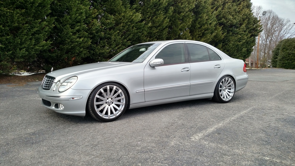 Mercedes-Benz W211 E320 on R19 MRR HR9 Rims | BENZTUNING