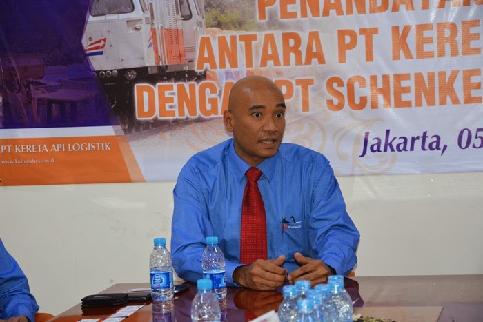 PT. Kereta Api Logistik (KALOG): [KG-123/2015] Penandatanganan MoU PT ...