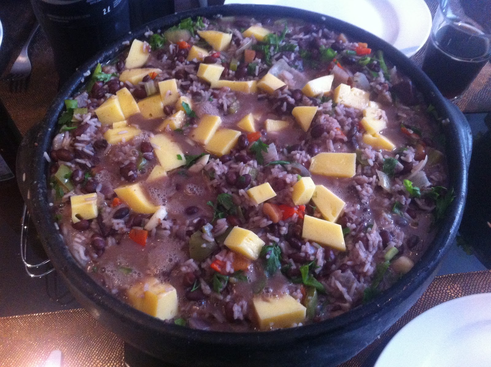 A Cozinha do Doutor Fofinho: Arroz Carreteiro com Charque de Ovelha