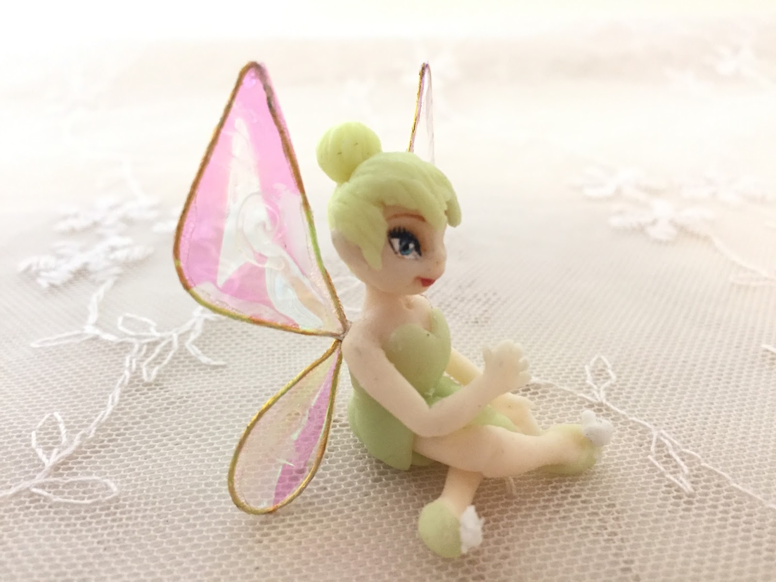 crafterNOVICE: 2-inch fluorescent Tinkerbell