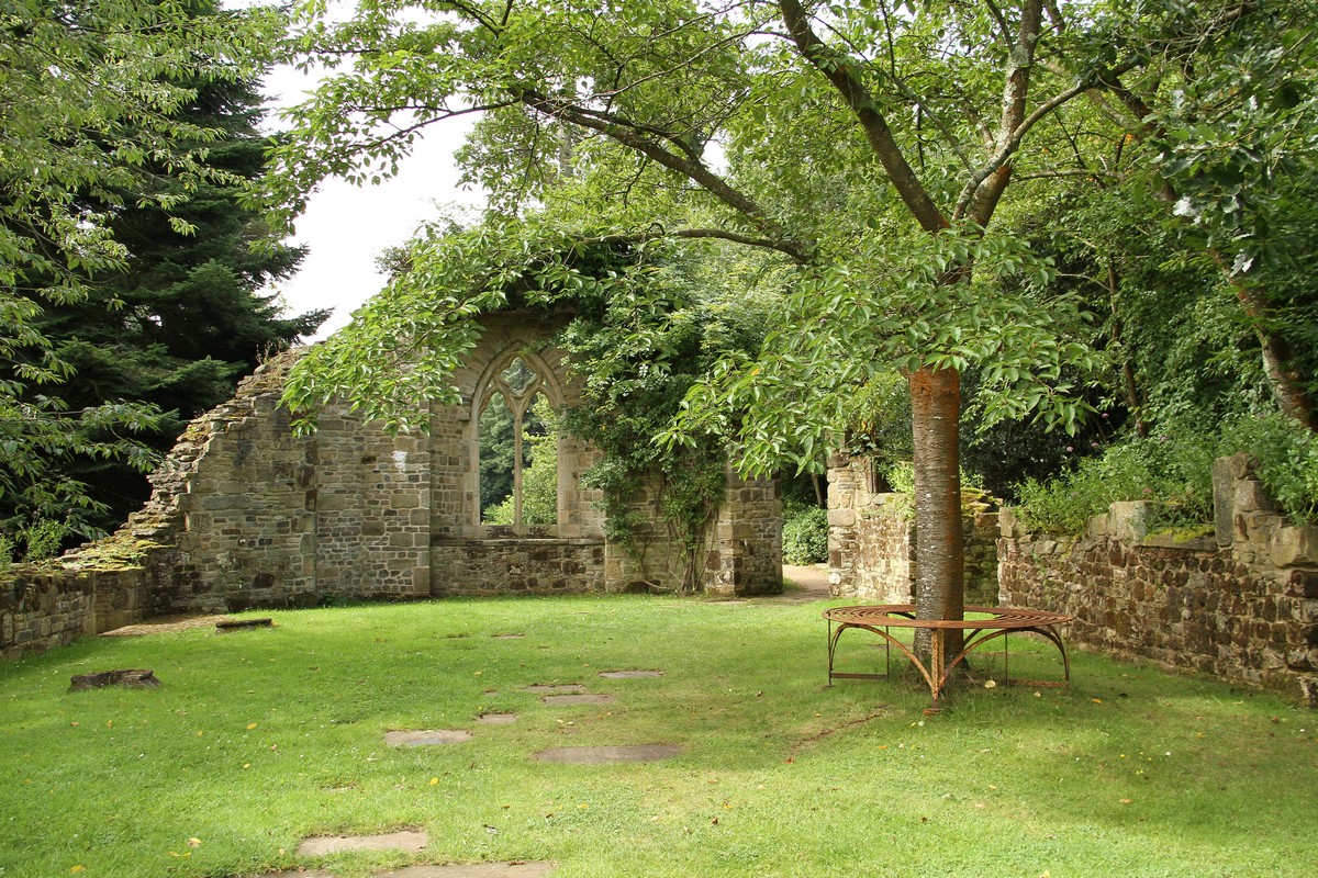 Tricia's Tales: A long anticipated visit to Woolbeding.. a National ...