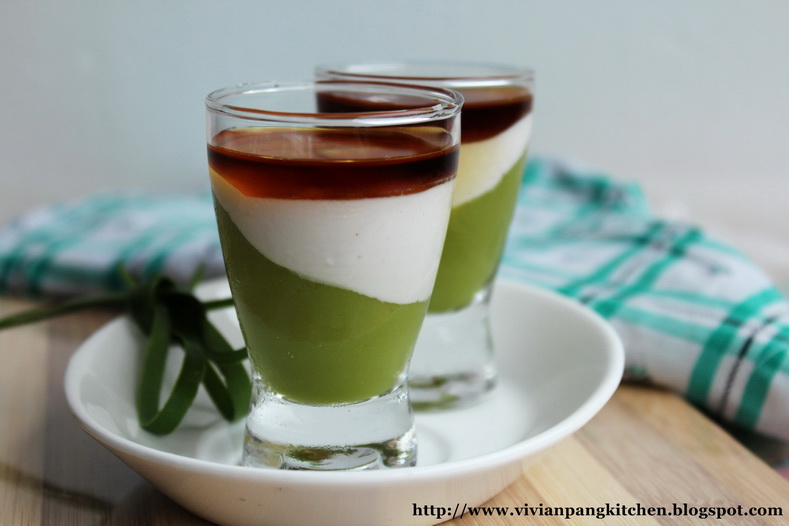 Vivian Pang Kitchen: Kuih Lompat Tikam- MFF Terengganu #3