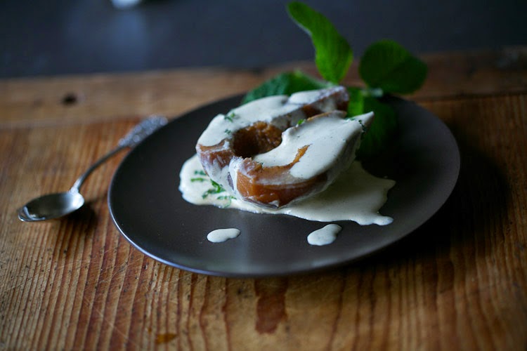 LIVING IN DRESDEN: two ways to cook quinces