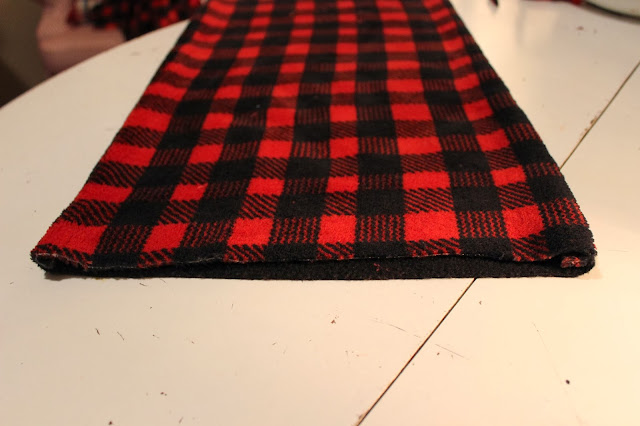 Happy At Home: Fleece Neck Warmers and a Tutorial