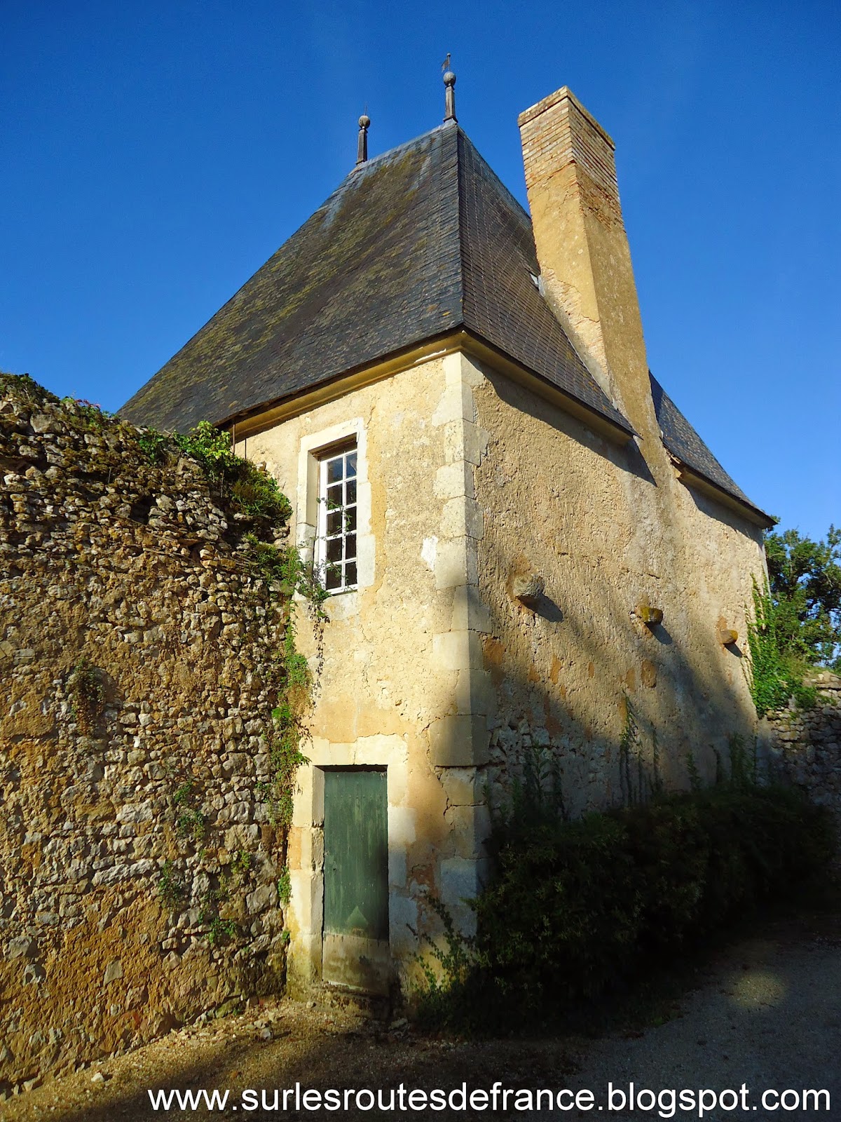 SUR LES ROUTES DE FRANCE...: 72 - Chemiré-le-Gaudin - Château de ...