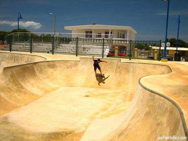 Puerto Rico, Isla Bella !!!: Skateboard and Splash Park Aguadilla!