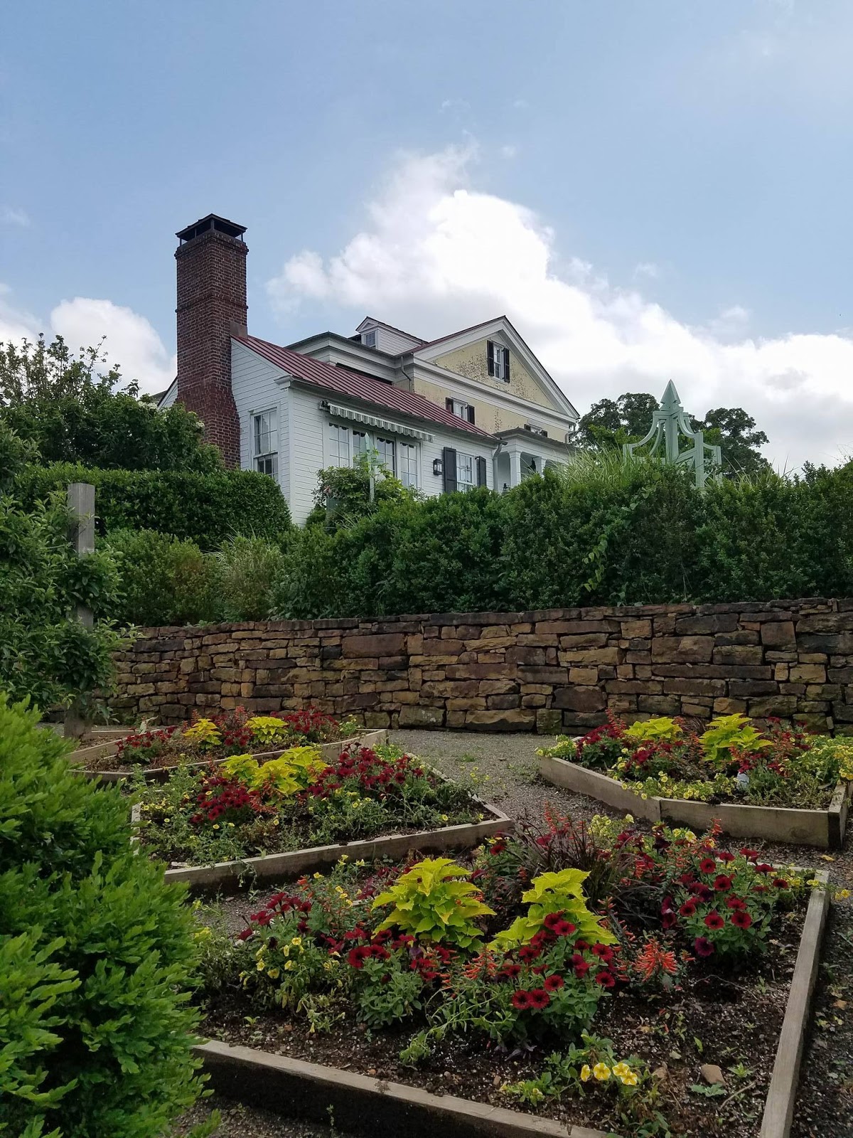 P. Allen Smith's Moss Mountain Farm Part 2: The Flowers – Happy Days Farm