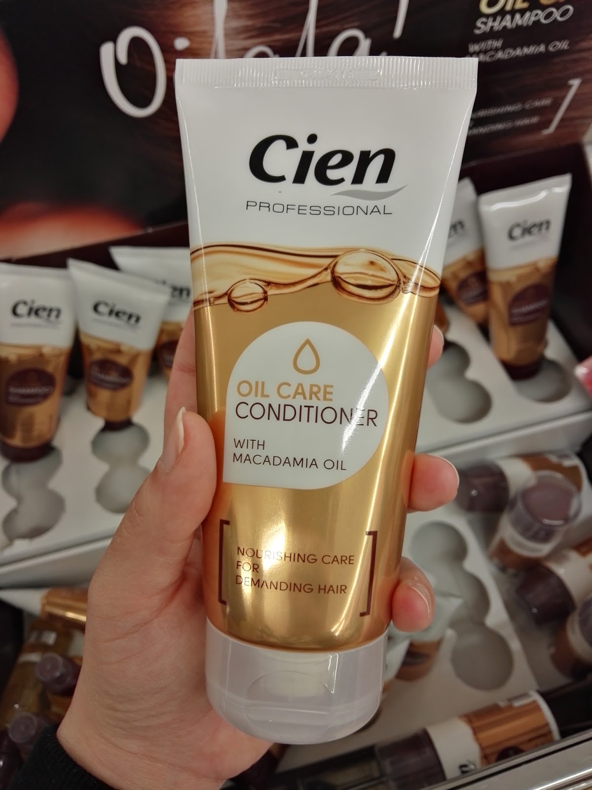 INCI VERDE BLOG: OILALA! con OLIO DI MACADAMIA OIL CARE da LIDL!!