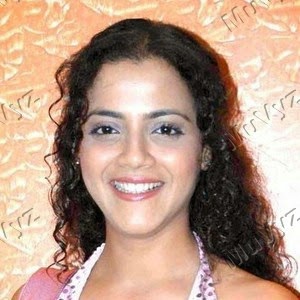 Bollywood Stars Bibliography: Gauri Karnik Biography