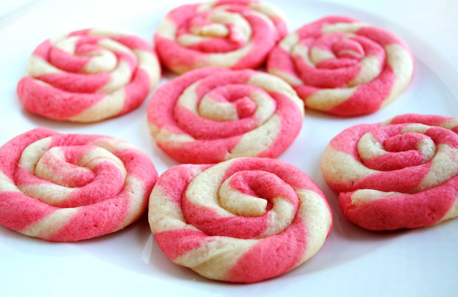 Zakka Life Peppermint Candy Shaped Cookies zakka-life-peppermint-candy-shaped-cookies