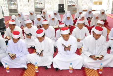 T E G A N U K I TA: Tadarus al-Quran isi program cuti sekolah