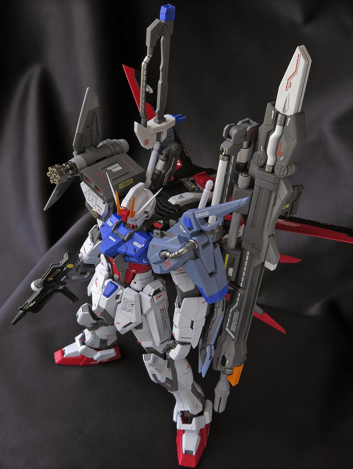 GUNDAM GUY: MG 1/100 GAT-X105 Perfect Strike Gundam - Customized Build