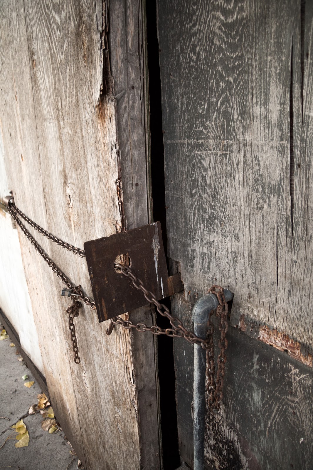 Documentary Photography: Abandoned Service Station Benjamin, Utah