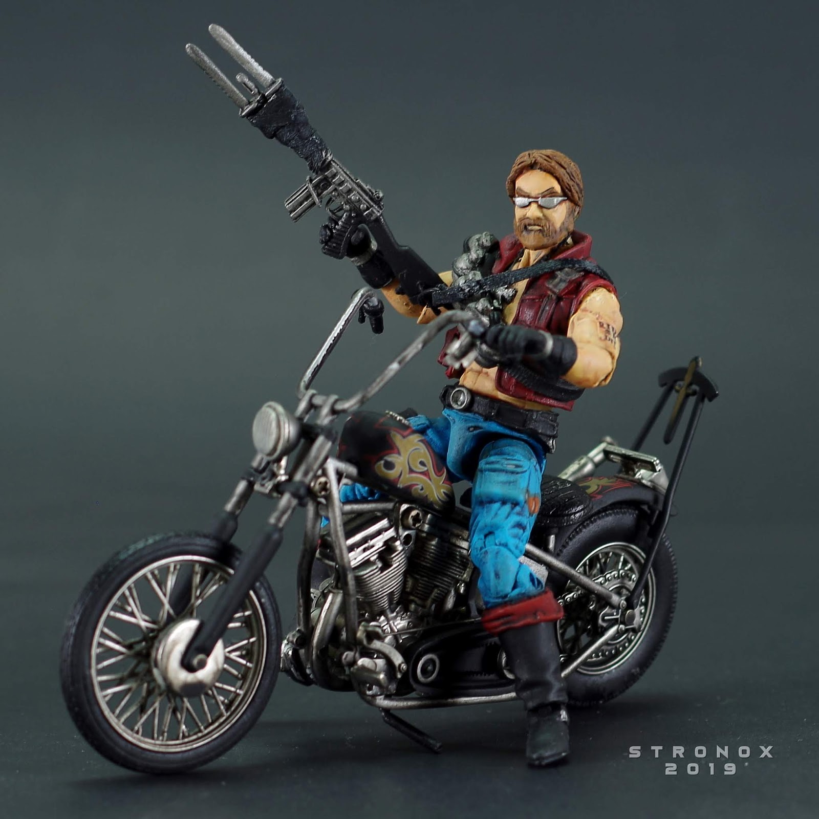 Stronox Custom Figures: August 2019