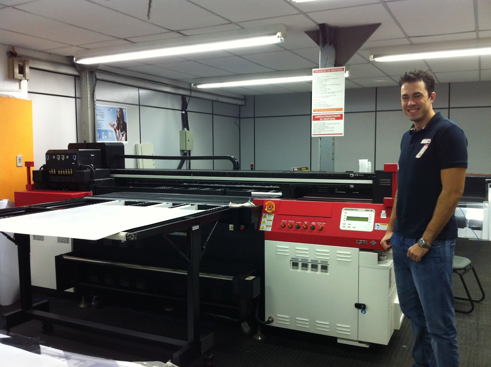 AGNW: Gráfica Ilusão investe em impressora UV Agfa :Anapurna