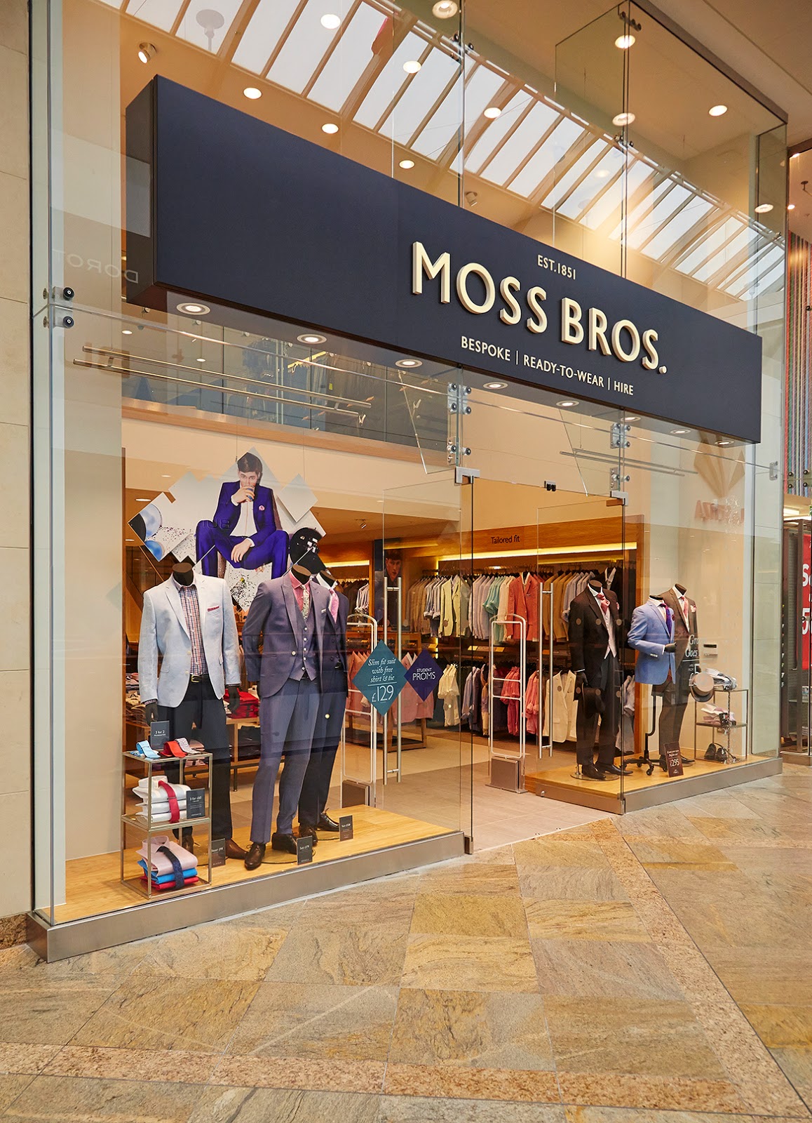 men's styling: Moss Bros win Gold in the 2014 London Design Awards‏